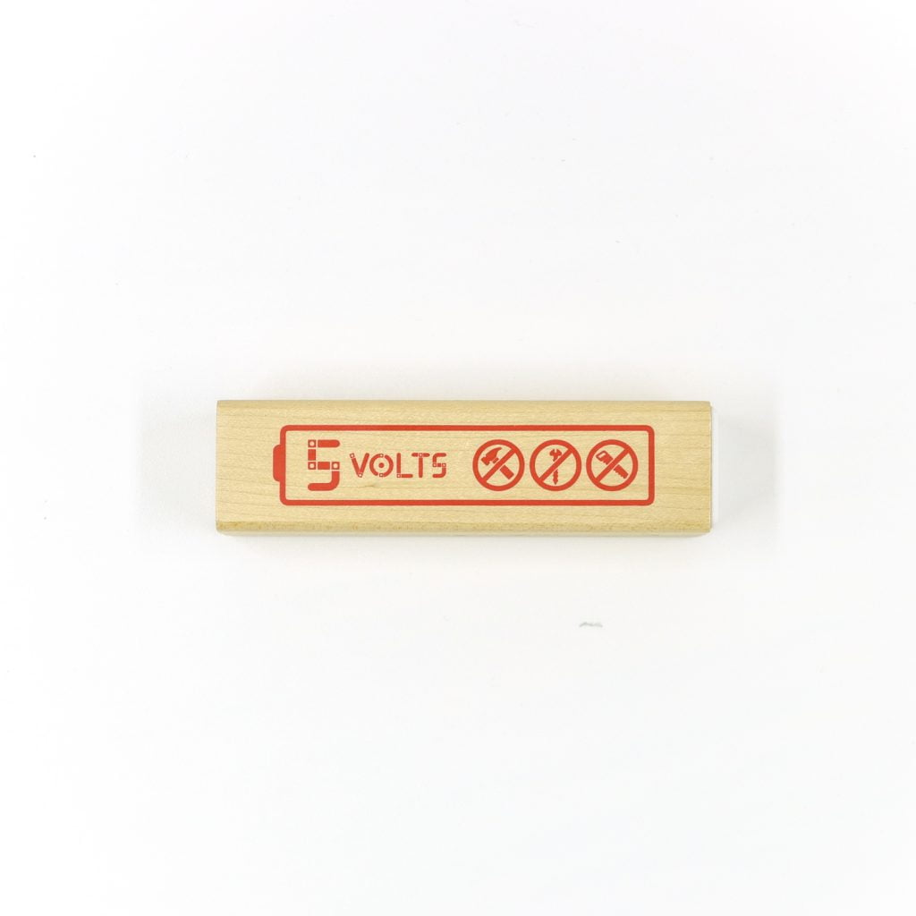 Wooden USB Power Bank - 2200mAh - Make Stuff Move